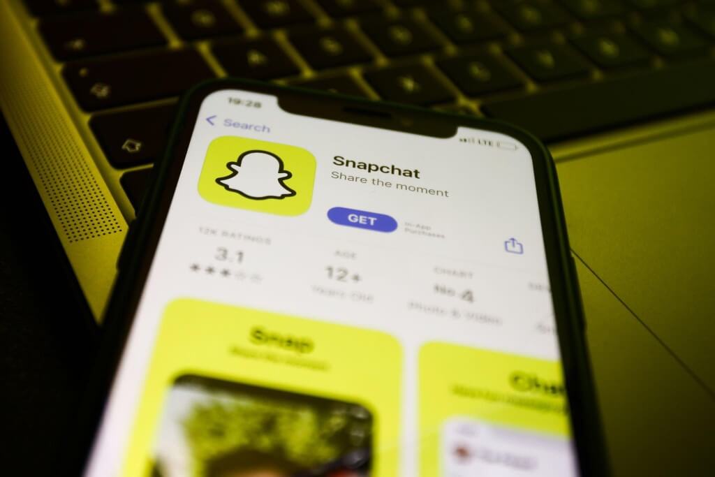 How Long Does Snapchat Keep Data After Deleting?